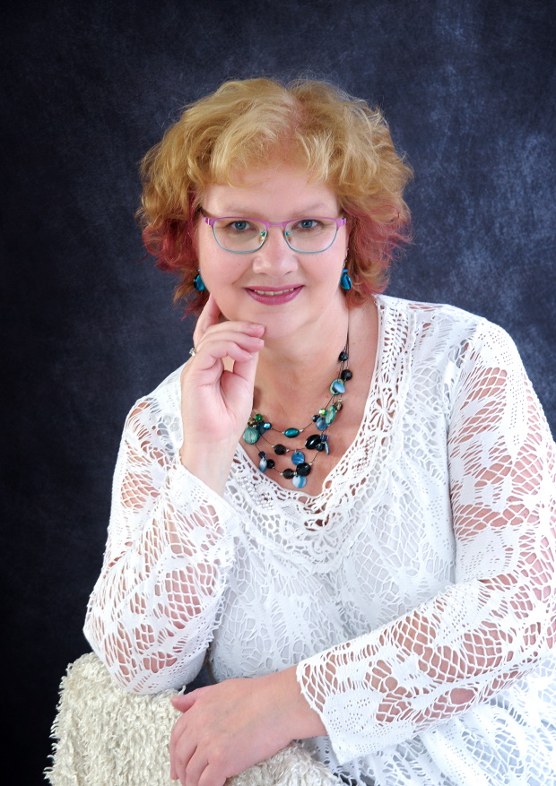 40 Days With Labyrinths – Fay Rowland – Vicarious Living